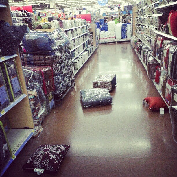 WALMART SUPERCENTER - 1825 W Bell Rd, Phoenix AZ - Hours, Directions ...