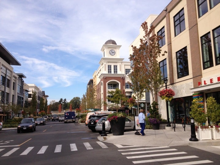 UPTOWN - Victoria BC - Hours, Directions, Reviews - Loc8NearMe