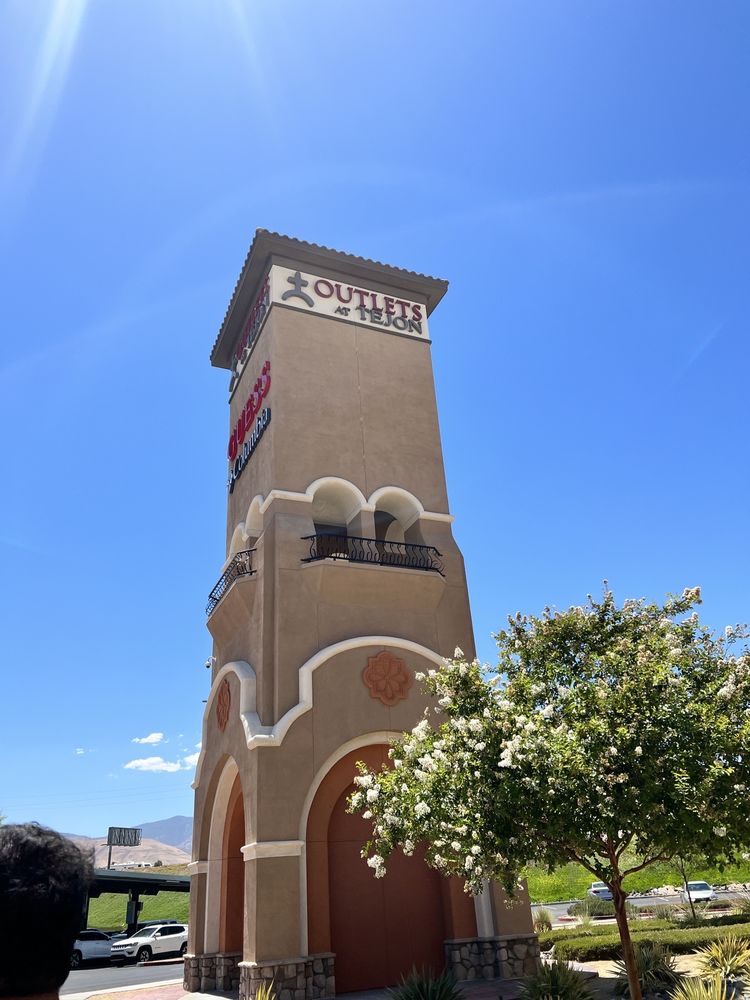 OUTLETS AT TEJON - Arvin CA - Hours, Directions, Reviews - Loc8NearMe
