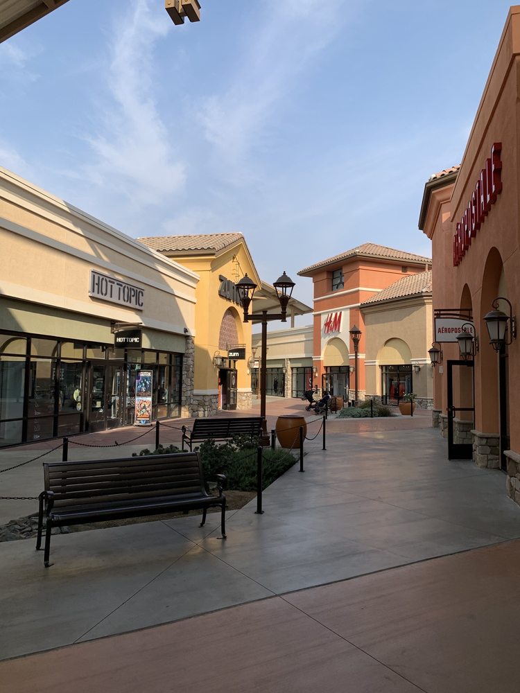 OUTLETS AT TEJON - Arvin CA - Hours, Directions, Reviews - Loc8NearMe
