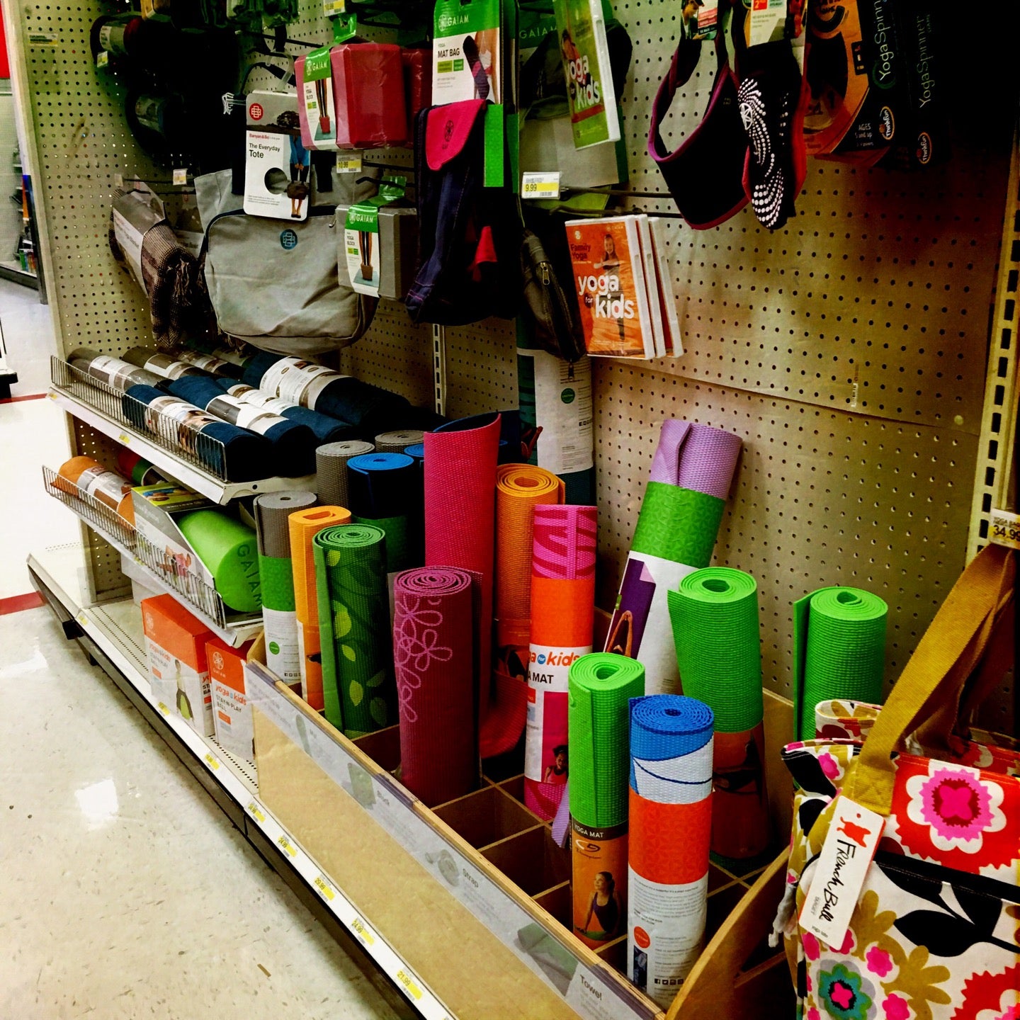 TARGET - 19661 Hesperian Blvd, Hayward CA - Hours, Directions, Reviews ...