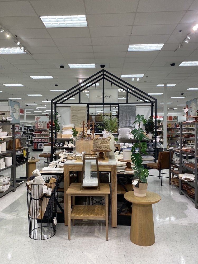 TARGET - 19661 Hesperian Blvd, Hayward CA - Hours, Directions, Reviews ...