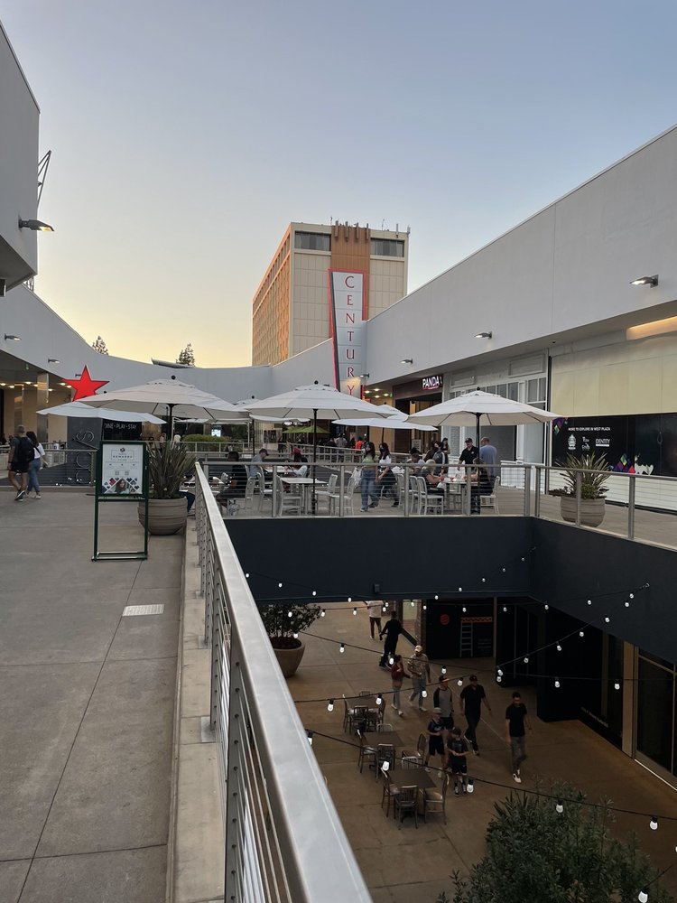 DOCO - DOWNTOWN COMMONS - Sacramento CA - Hours, Directions, Reviews ...