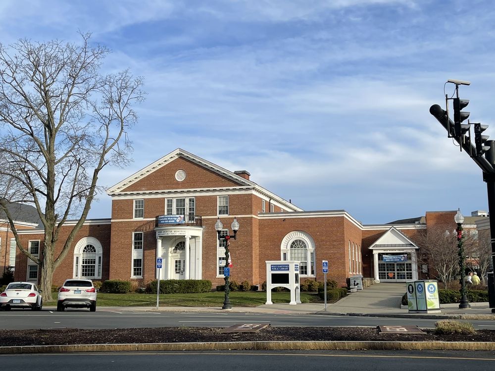 NOAH WEBSTER LIBRARY - West Hartford CT - Hours, Directions, Reviews ...