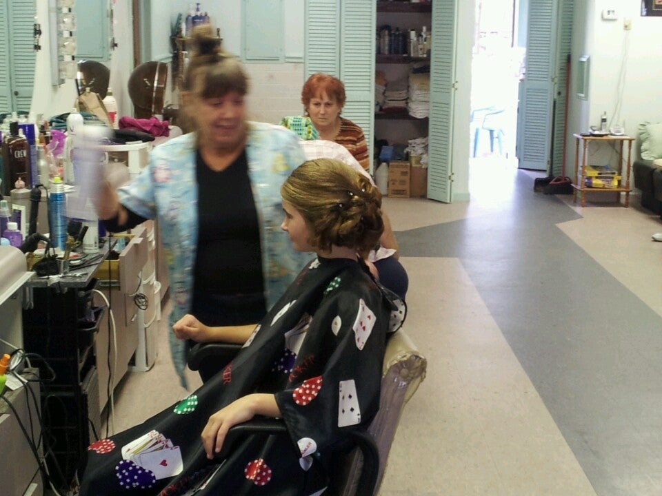 PATSY'S CUT-N-CURL - Jacksonville FL - Hours, Directions, Reviews ...