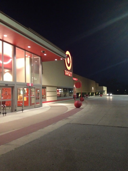 TARGET - 2555 Sycamore Rd, DeKalb IL - Hours, Directions, Reviews ...