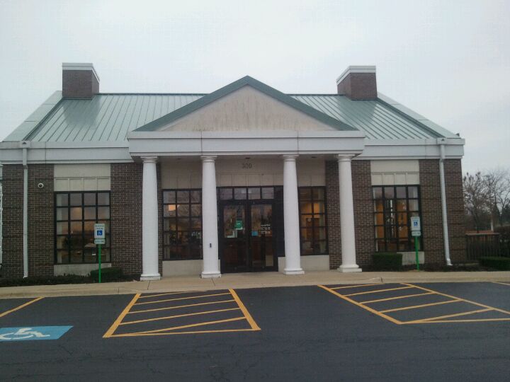 ASSOCIATED BANK - 300 N McLean Blvd, South Elgin IL - Hours, Directions ...