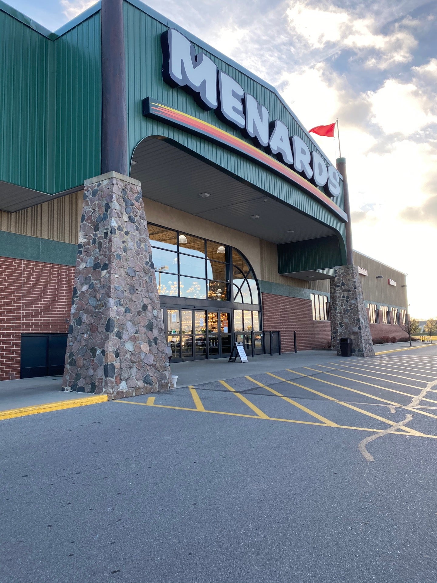 MENARDS - 7145 E 96th St, Indianapolis IN - Hours, Directions, Reviews ...