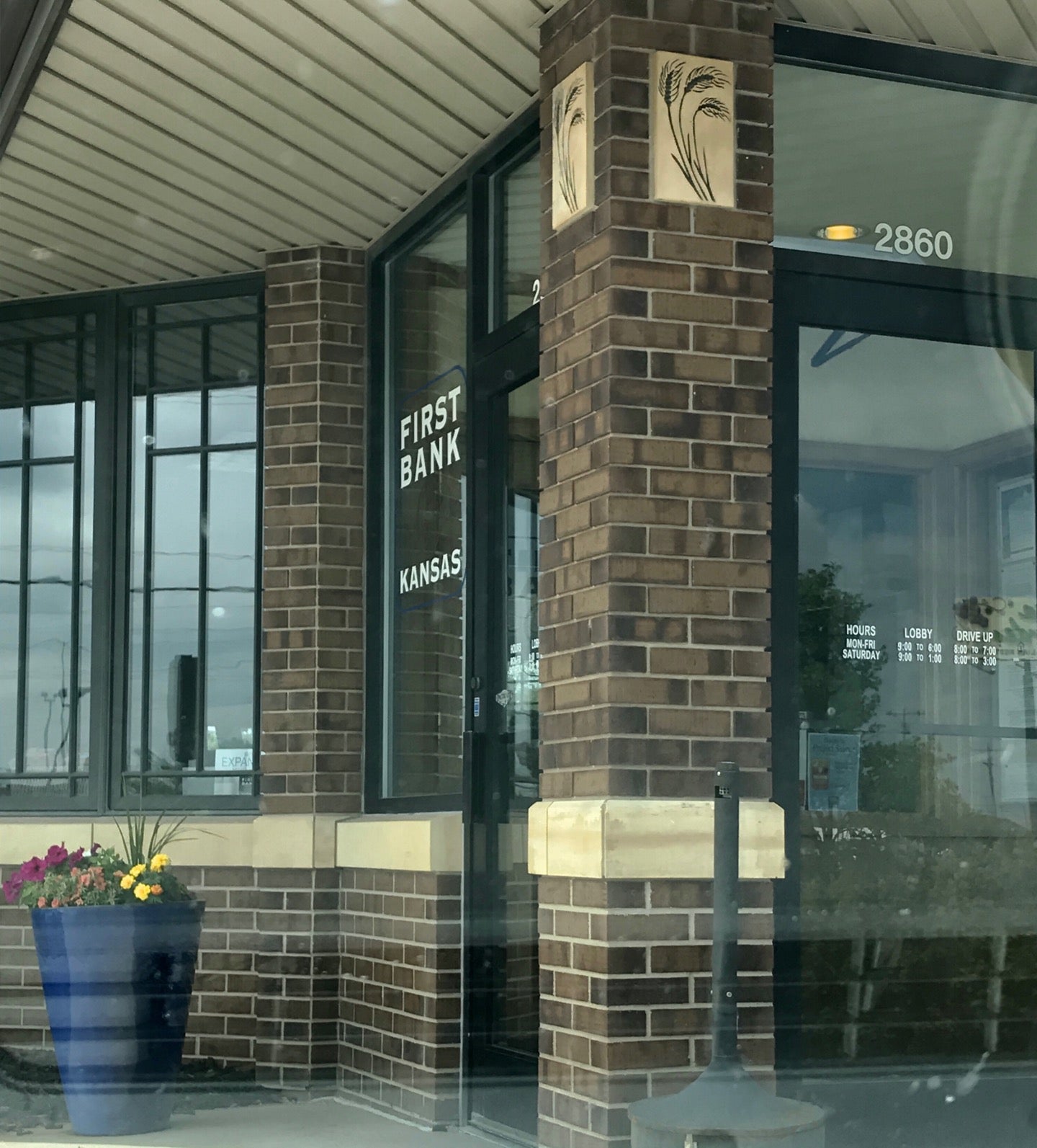 FIRST BANK KANSAS - 2860 S 9th St, Salina KS - Hours, Directions ...
