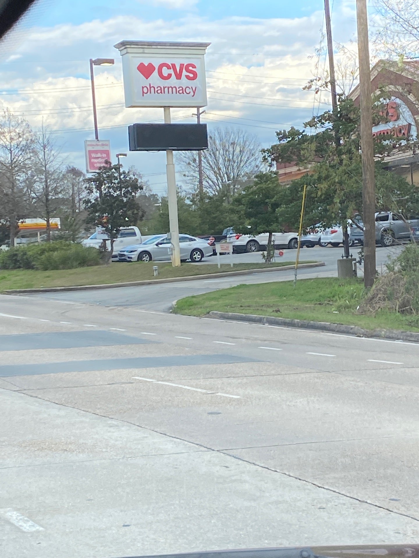 CVS - 5360 Highland Rd, Baton Rouge LA - Hours, Directions, Reviews ...