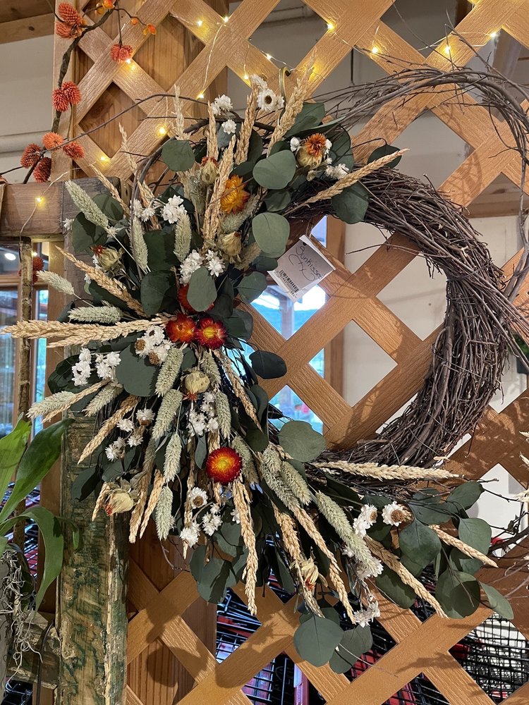 ATKINS FARMS COUNTRY MARKET - Amherst MA - Hours, Directions, Reviews ...