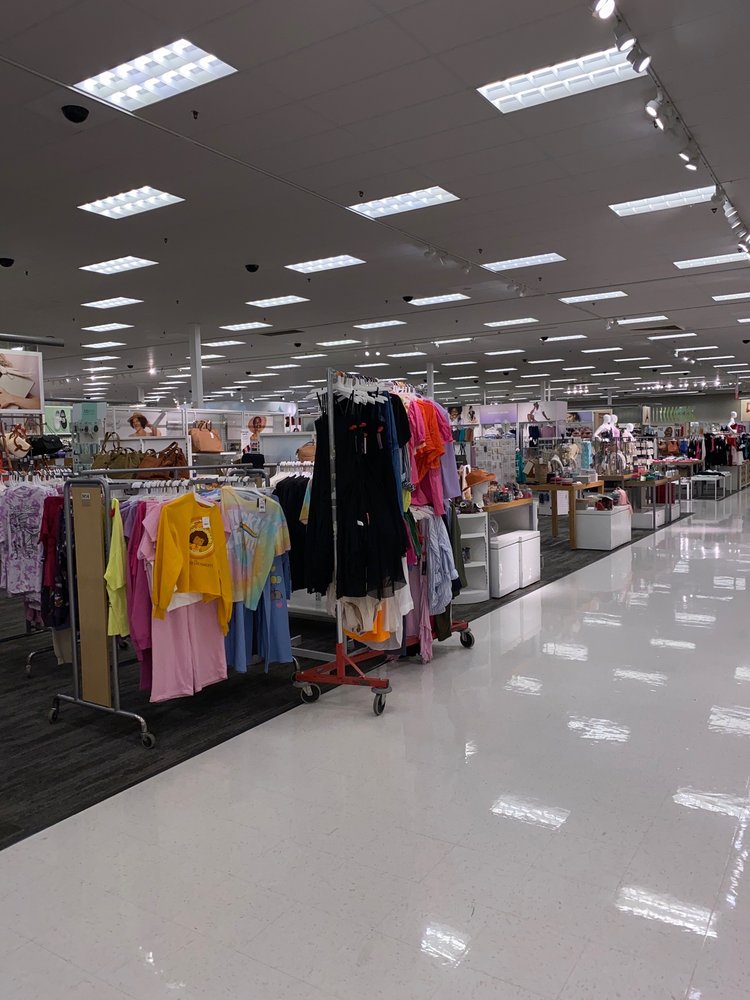 TARGET - 1737 Reisterstown Rd, Pikesville MD - Hours, Directions ...