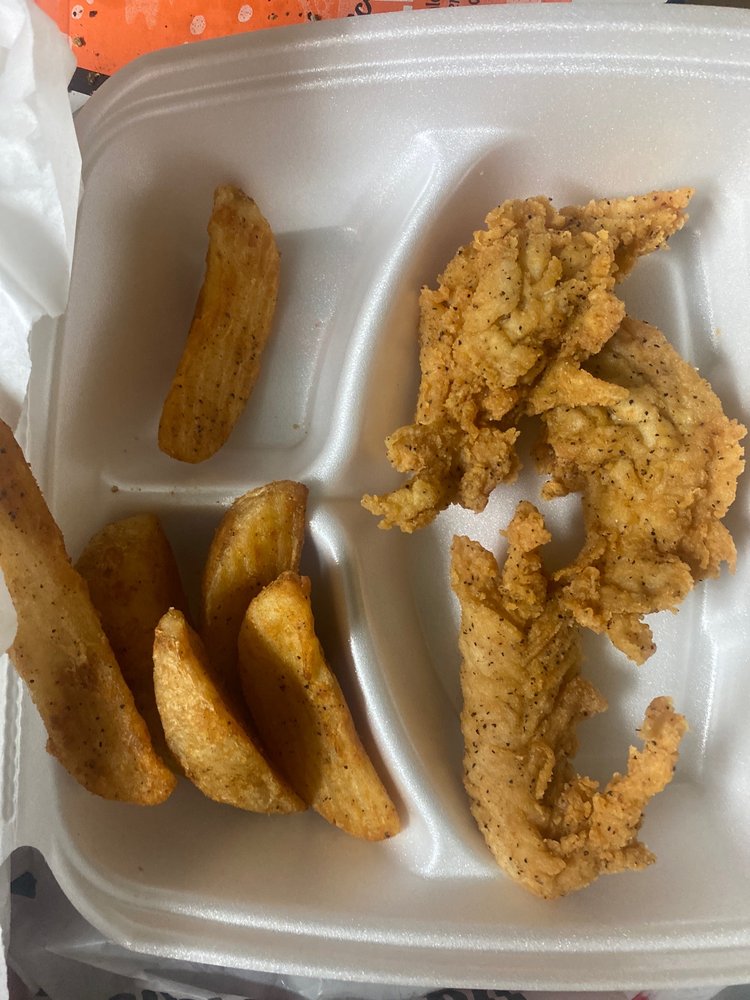 Mrs Winners Chicken & Biscuits, Jamestown - Menu, Reviews (110), Photos ...