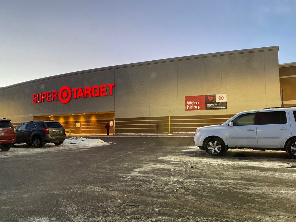 TARGET - 3601 32nd Ave S, Grand Forks ND - Hours, Directions, Reviews ...