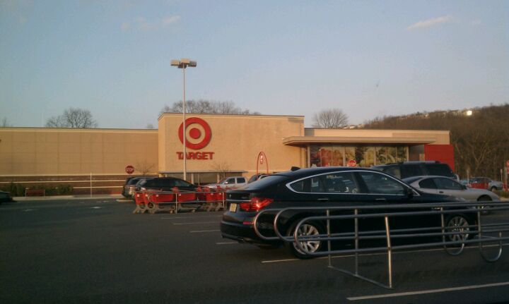 TARGET - 68 US-46 W, Hackettstown NJ - Hours, Directions, Reviews ...