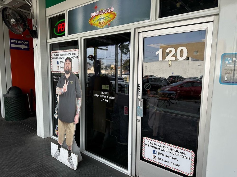 CHUMLEE'S CANDY ON THE BOULEVARD - Las Vegas NV - Hours, Directions ...