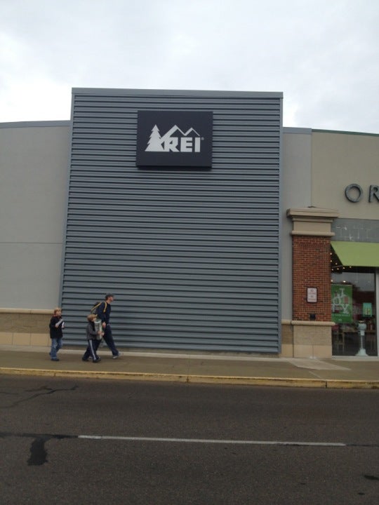 REI - 2643 Edmondson Rd, Cincinnati OH - Hours, Directions, Reviews ...
