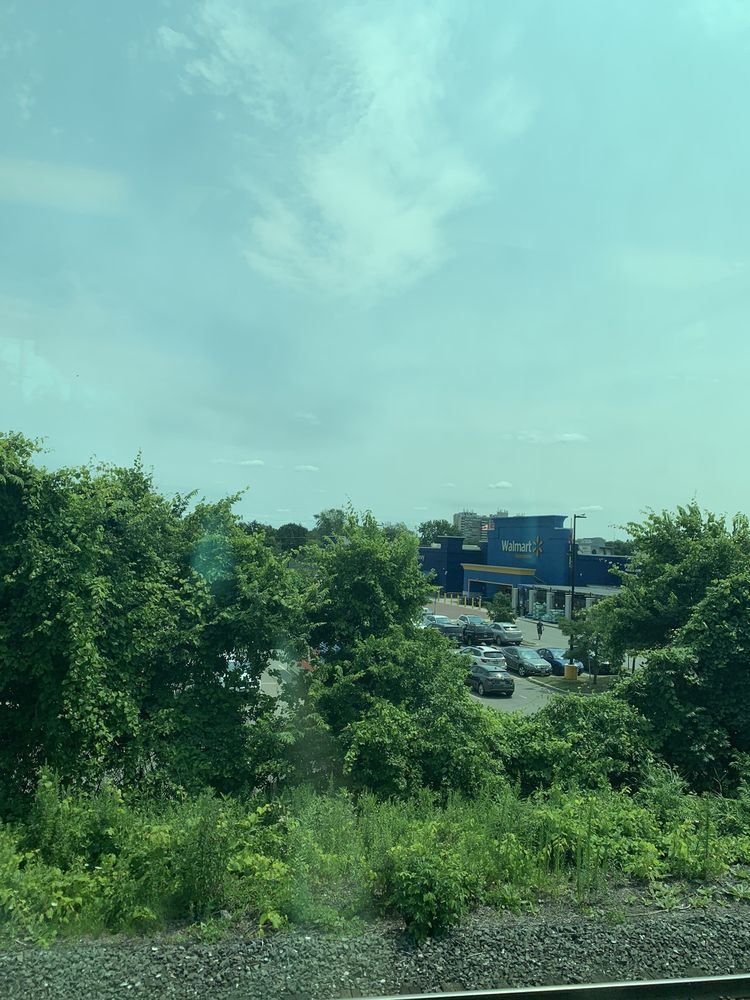 WALMART SUPERCENTRE - 2065 Fairview St, Burlington ON - Hours ...