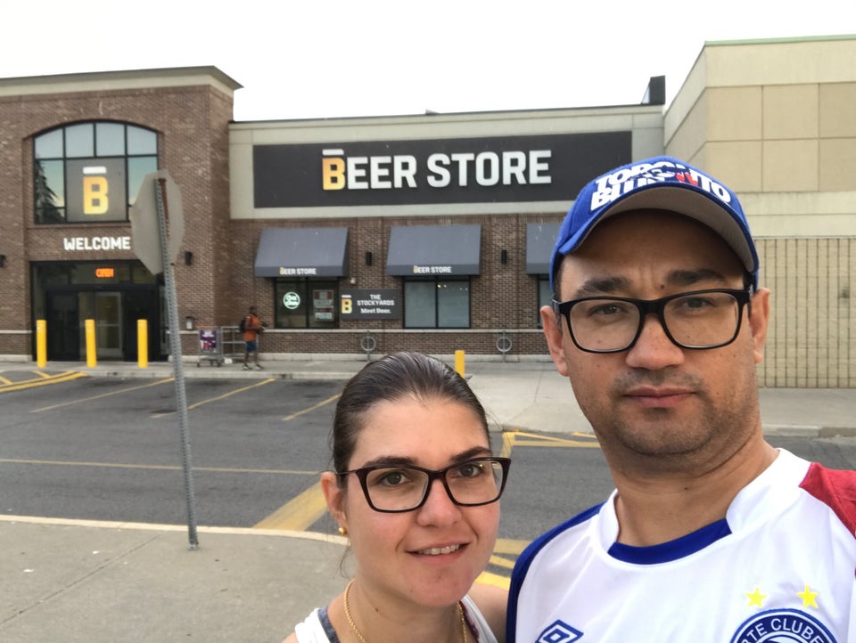 THE BEER STORE - Toronto ON - Hours, Directions, Reviews - Loc8NearMe