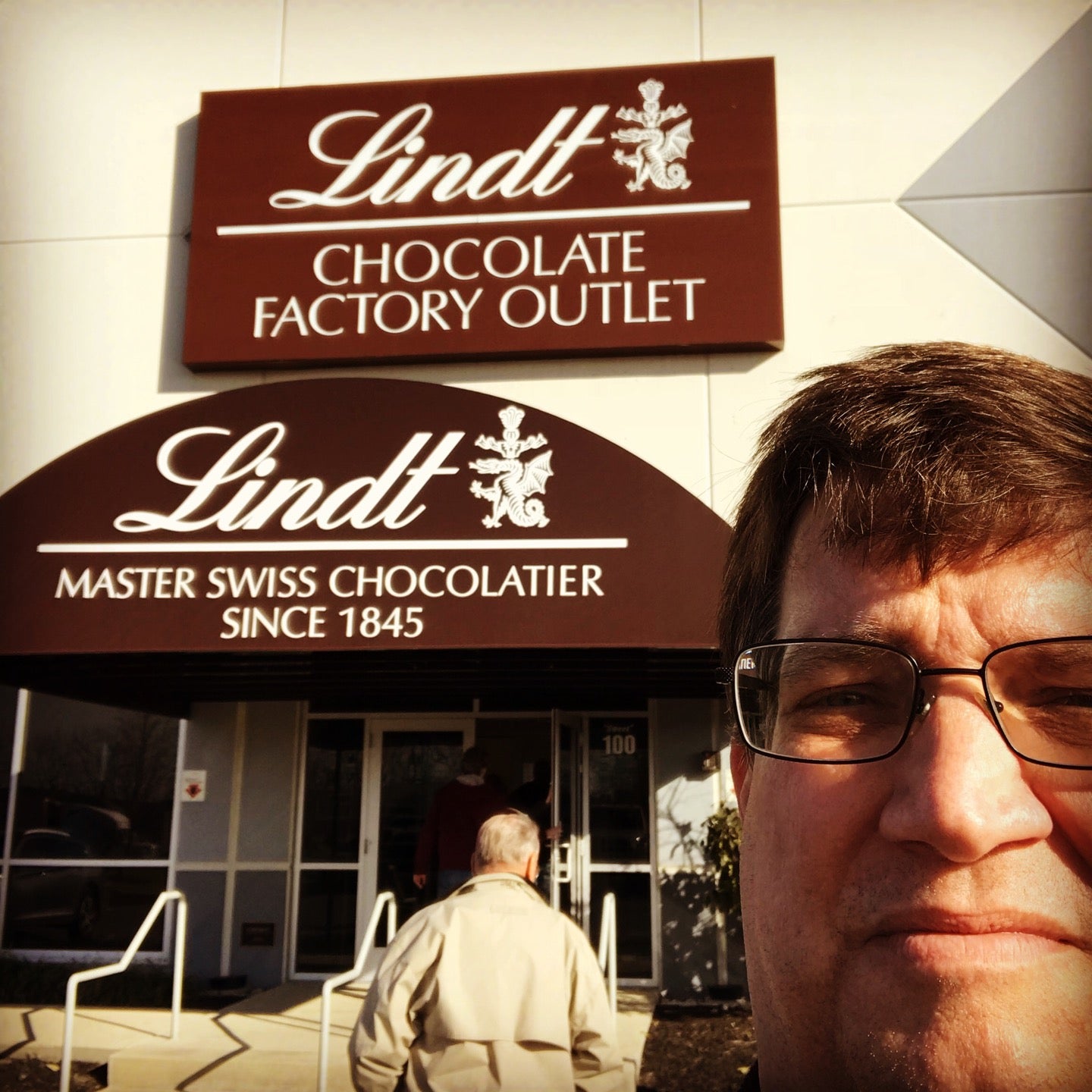 LINDT CHOCOLATE SHOP - Carlisle PA - Hours, Directions, Reviews ...