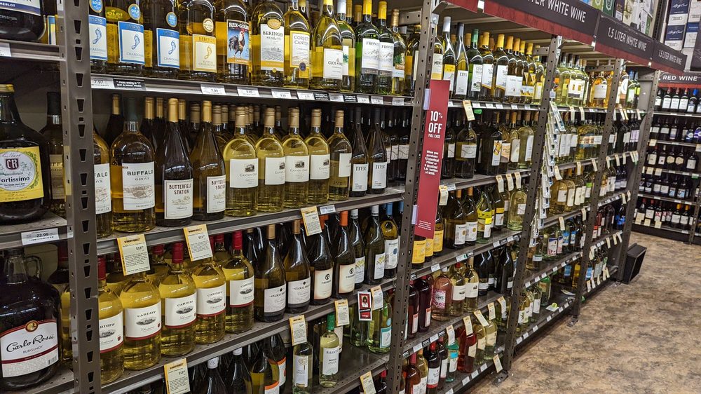 TOTAL WINE & MORE - 1501 North Highway 17 Wando Crossing, Mt Pleasant ...