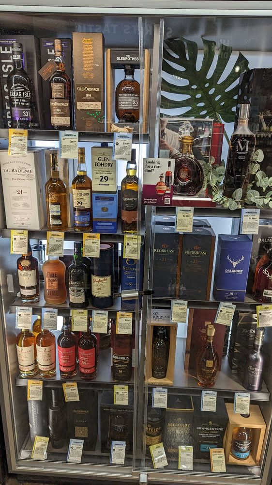 TOTAL WINE & MORE - 1501 North Highway 17 Wando Crossing, Mt Pleasant ...