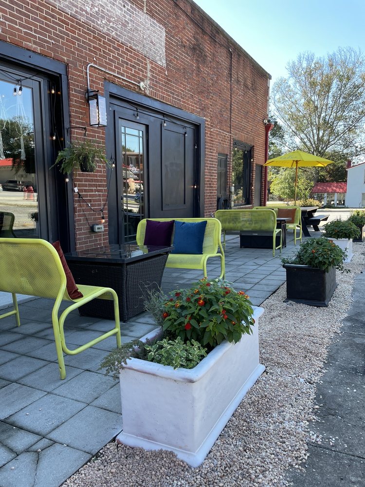 Best Beer Bars near Pendleton, SC - 2024 Restaurantji