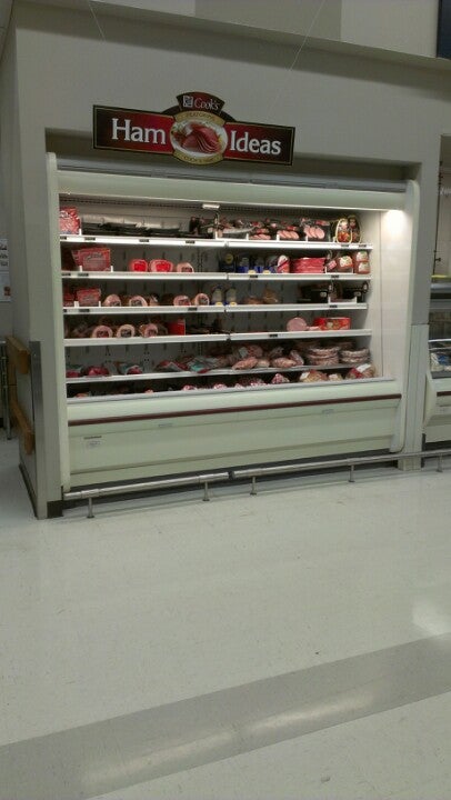 LANGLEY AFB COMMISSARY - 51 Spaatz Dr, Hampton VA - Hours, Directions ...