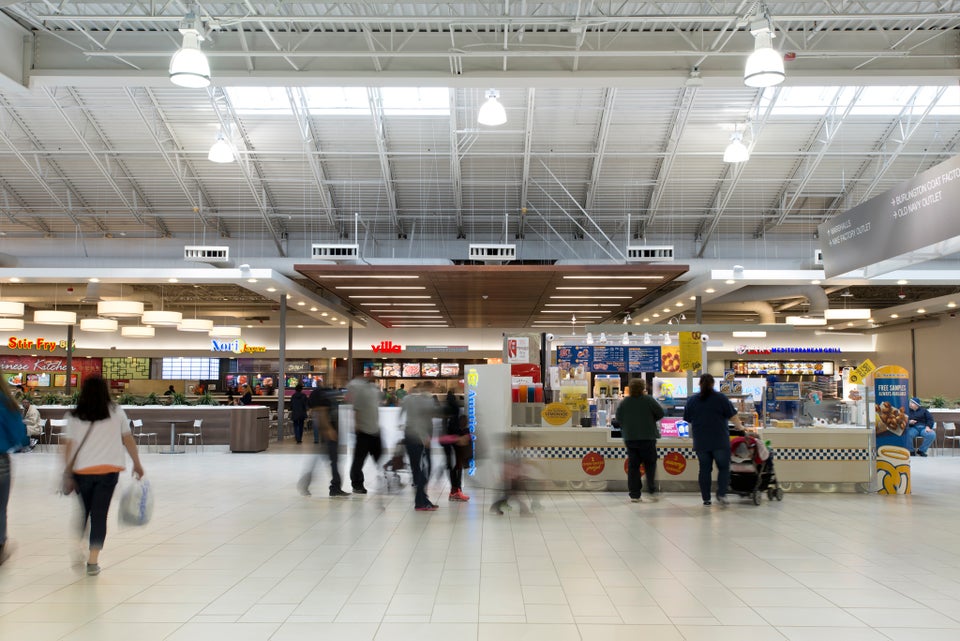 THE OUTLET COLLECTION SEATTLE - Auburn WA - Hours, Directions, Reviews ...