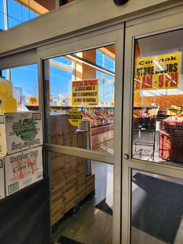 CERMAK FRESH MARKET - Milwaukee WI - Hours, Directions, Reviews ...